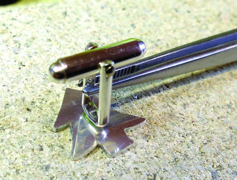 How to make Christmas tree cufflinks - The Bench