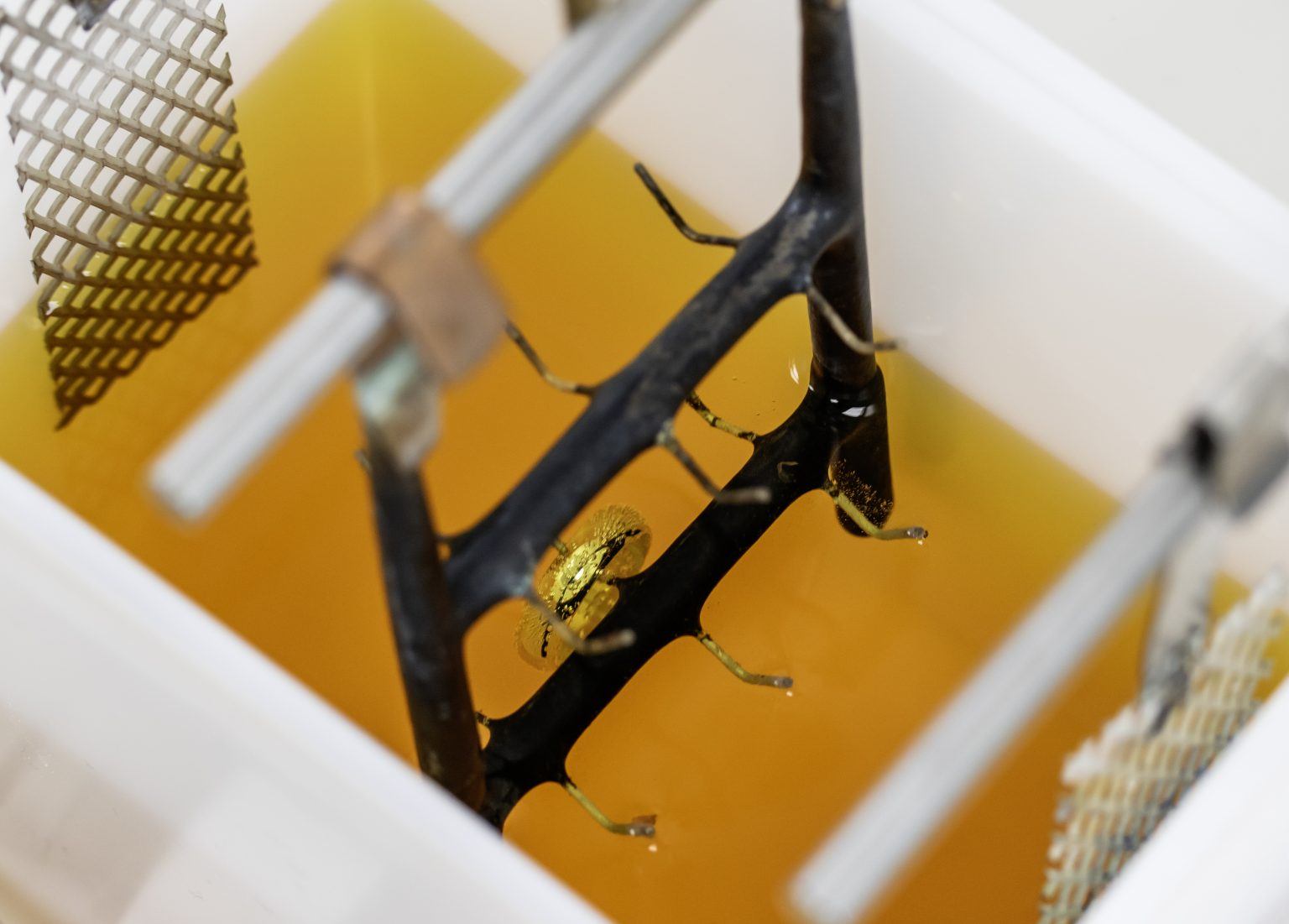 A Step-by-Step Guide on Rhodium Plating Jewellery - The Bench