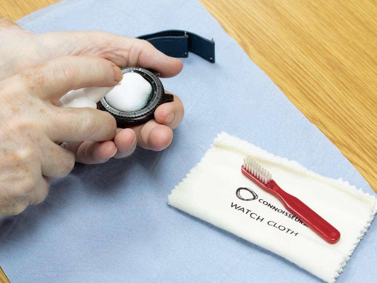 Connoisseurs Watch Care Kit, 3 Pcs - cooksongold.com