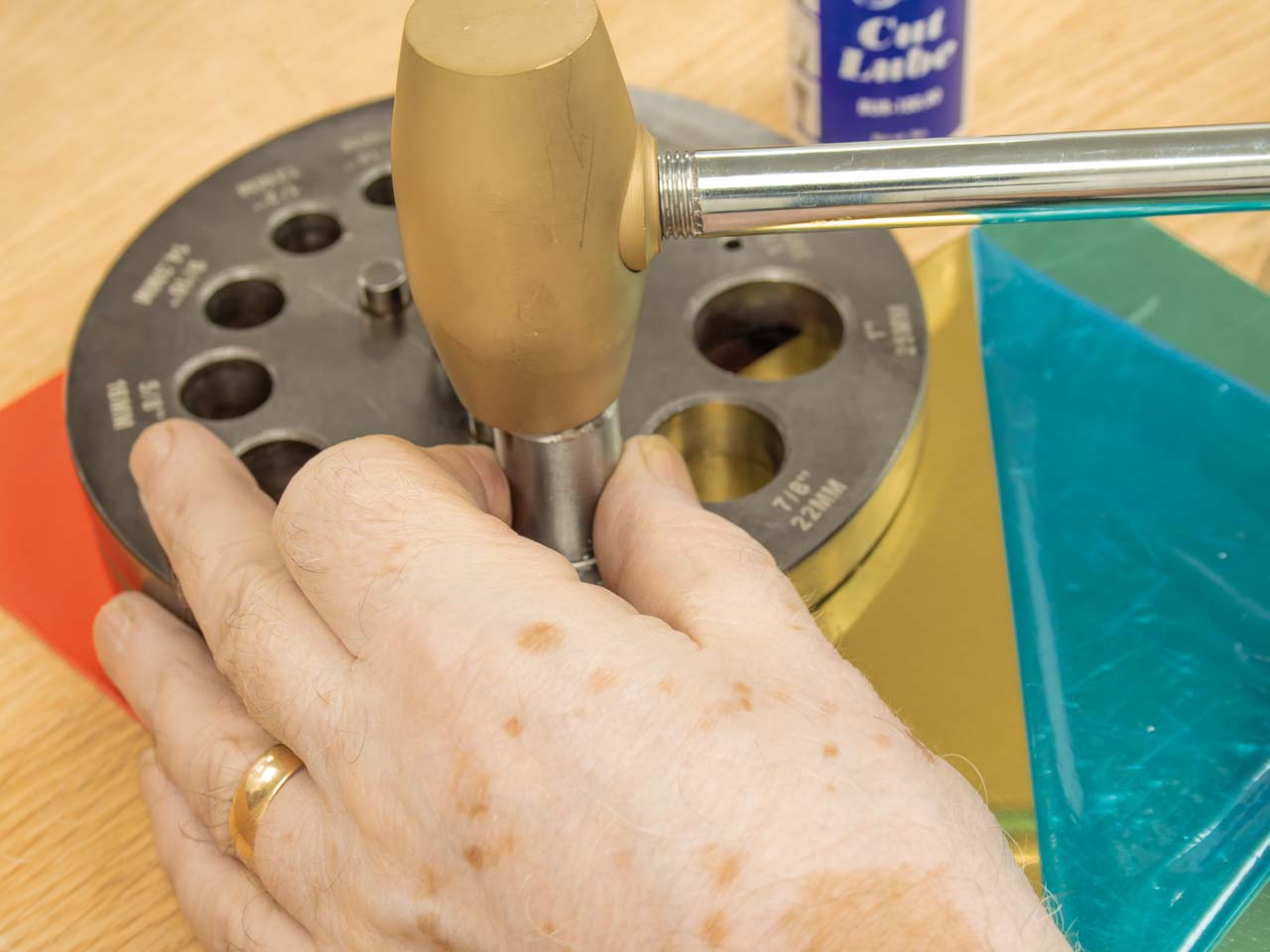 Artisan Round Disc Cutter Set Of 14 Sizes | Cooksongold | Jewellery ...
