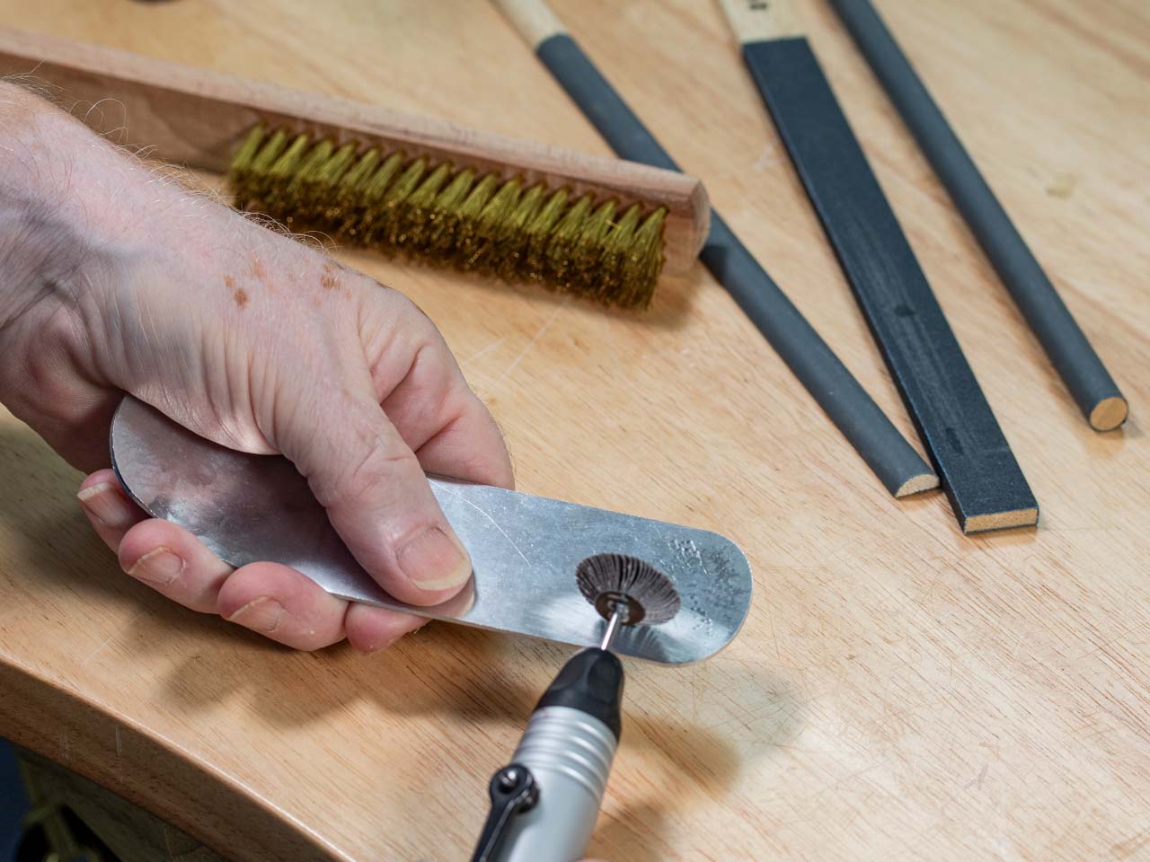 Technique™ Emery Flap Wheel, Knife Edge, 100 Grit - cooksongold.com