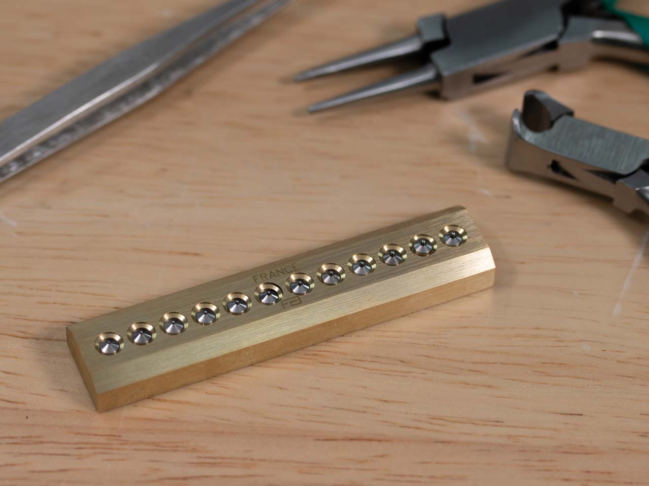 Technique™ Fion French Beading Block, Grain Tool Sharpener, Recessed ...