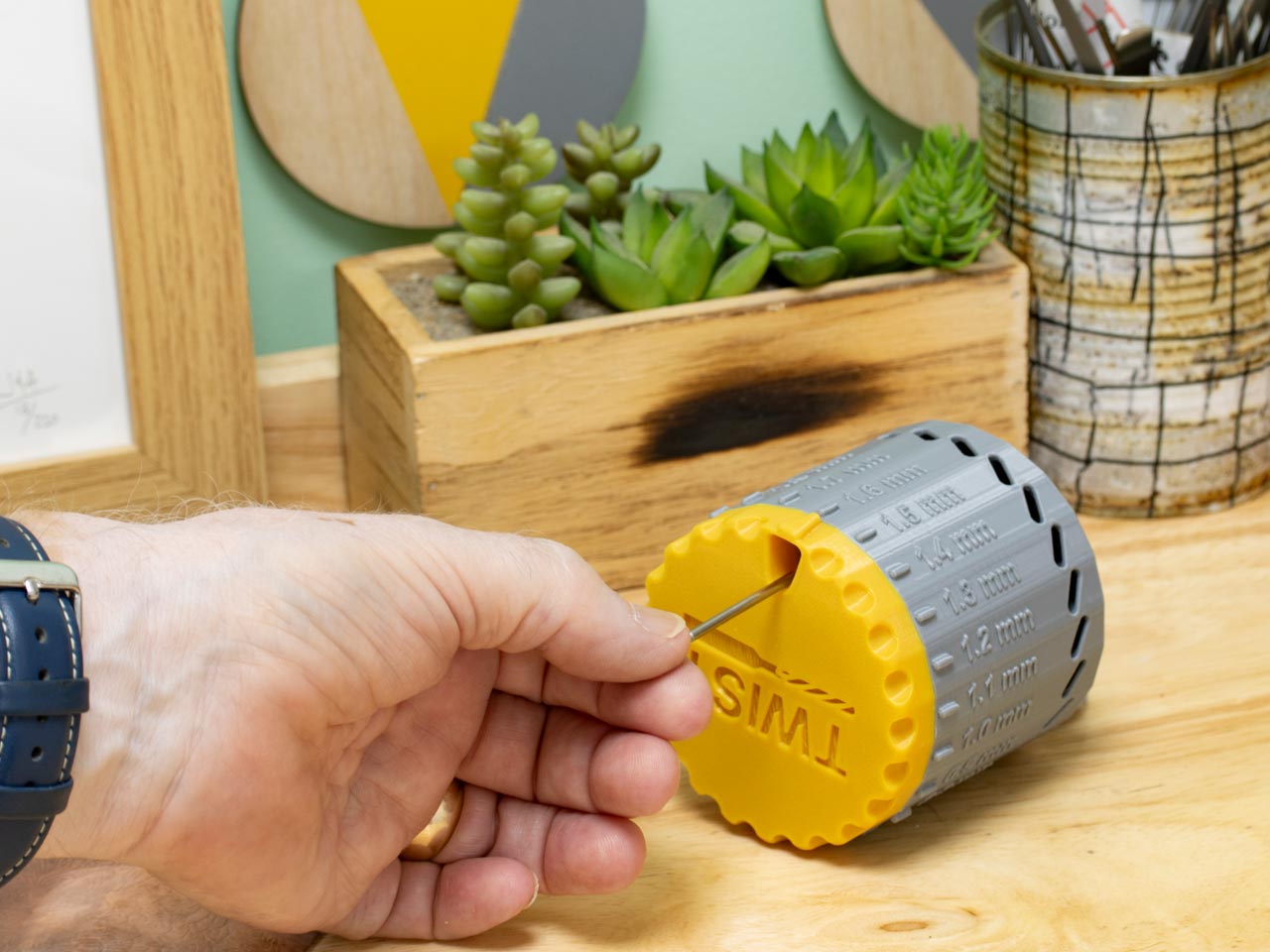 Nashef TWIST 2.35mm Shank Twist Drill Bit Organiser And Dispenser ...