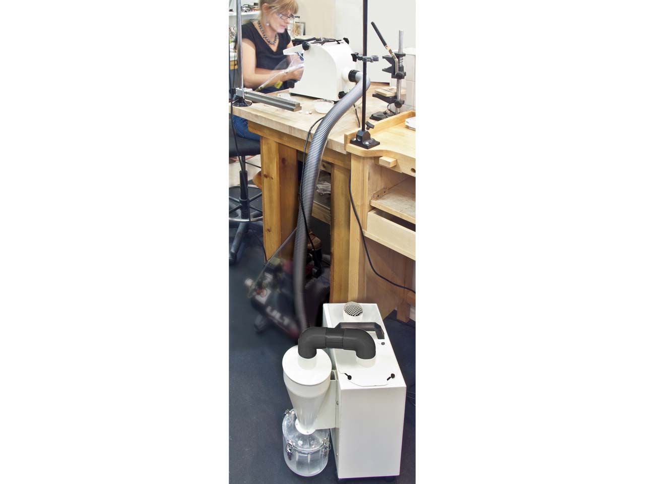 Foredom Dust Extractor Unit With Collection Chamber - cooksongold.com